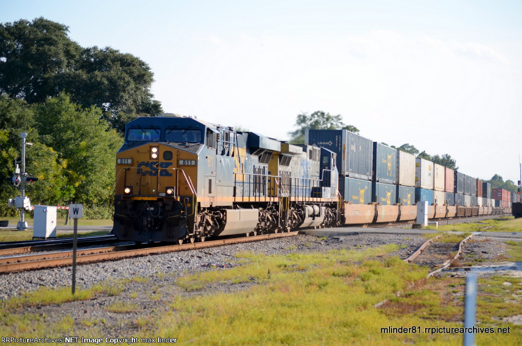 CSX 811